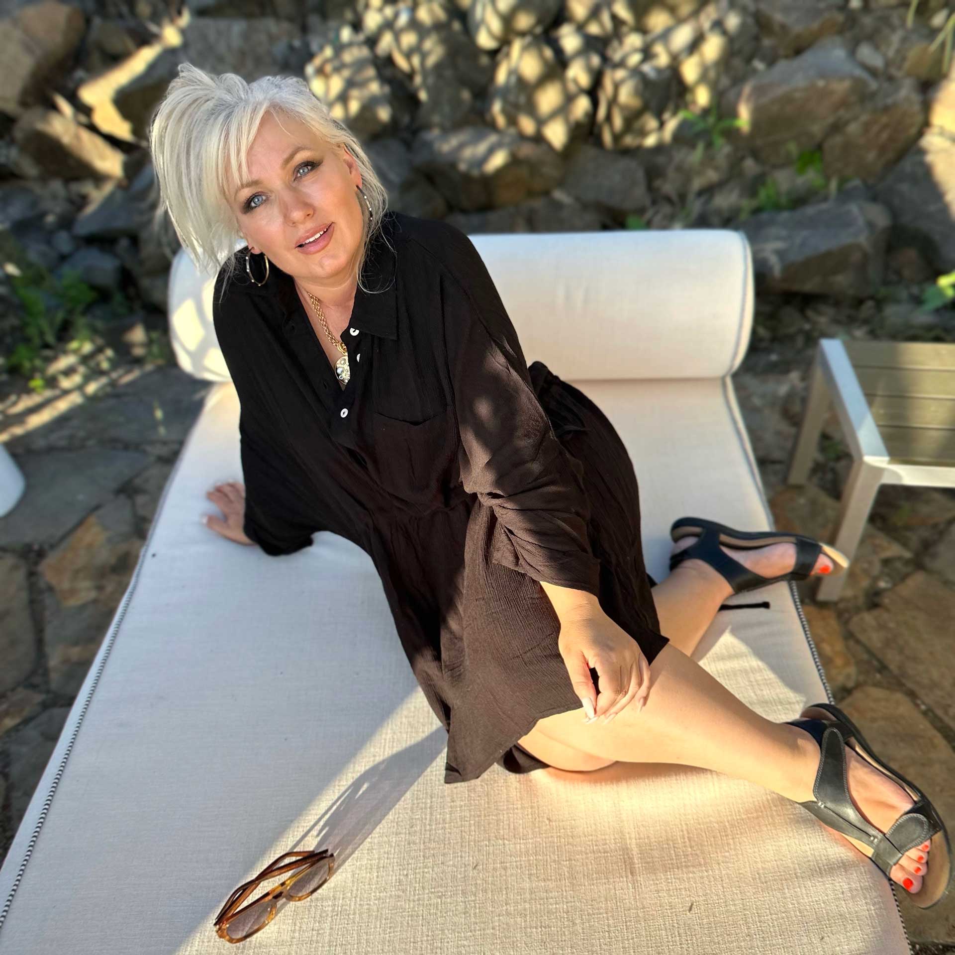 Maui Sunset Paton Tunic Dress (Black)